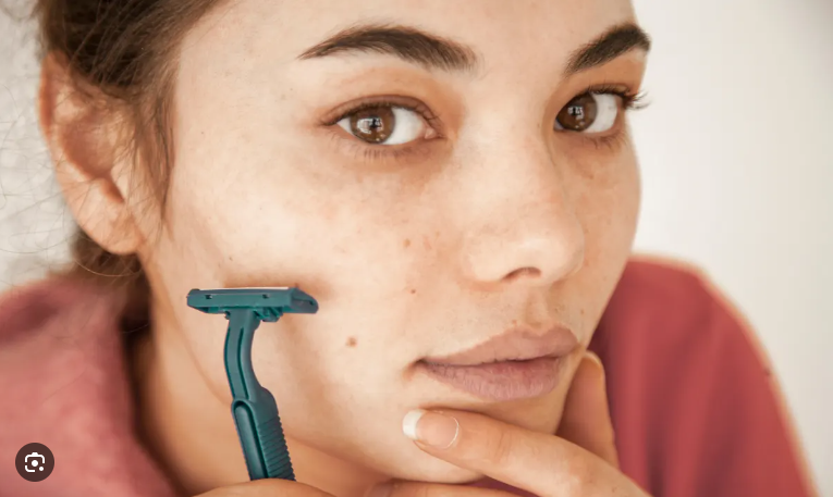 Razor for women's facial hair store